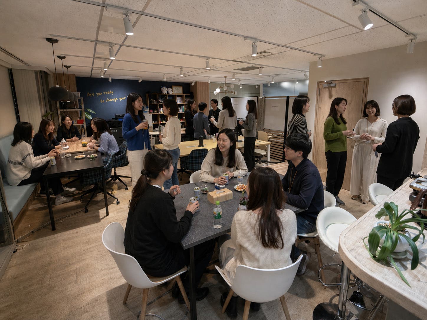 【西新宿五丁目駅 徒歩5分】BIZ交流会/セミナー◎バーカウンター/キッチン付き35名イベントスペース(カフェテリア)の写真3