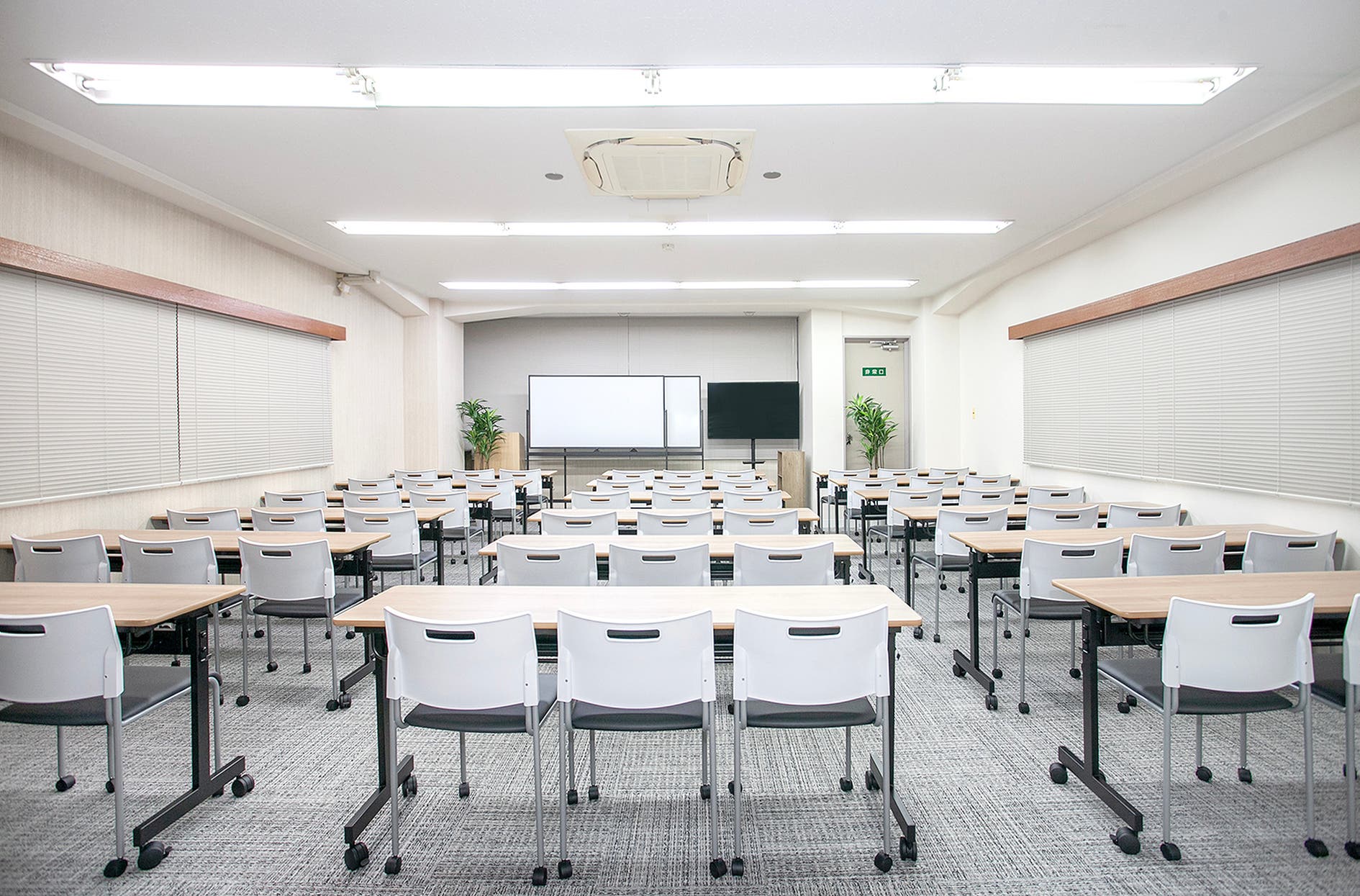 オープン記念価格🍃2026年4月NEWOPEN✨5-B第2会議室 JR関内駅3分/最大50名/ビジネス/ボドゲ/セミナーに最適の写真1