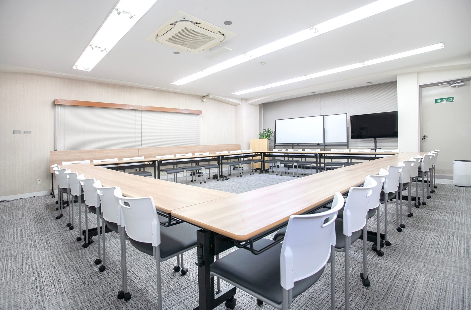 オープン記念価格🍃2026年4月NEWOPEN✨5-B第2会議室 JR関内駅3分/最大50名/ビジネス/ボドゲ/セミナーに最適の写真3