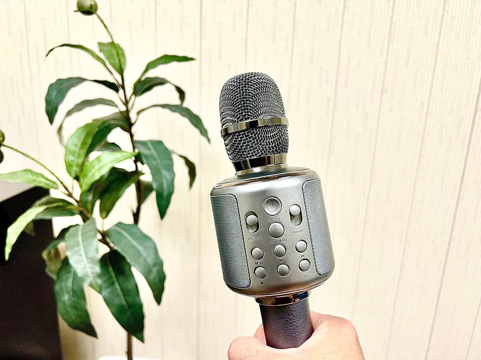 ピアノ・歌練習・1人カラオケができる完全防音室★音量制限なし★無人受付・完全個室で周りを気にせず練習！★電子ピアノ★マイクの写真10