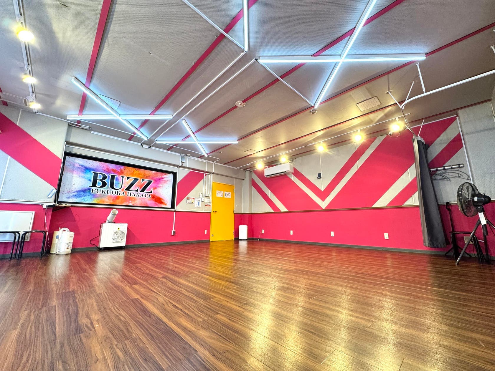 【BUZZ福岡博多】Aスタジオの写真2