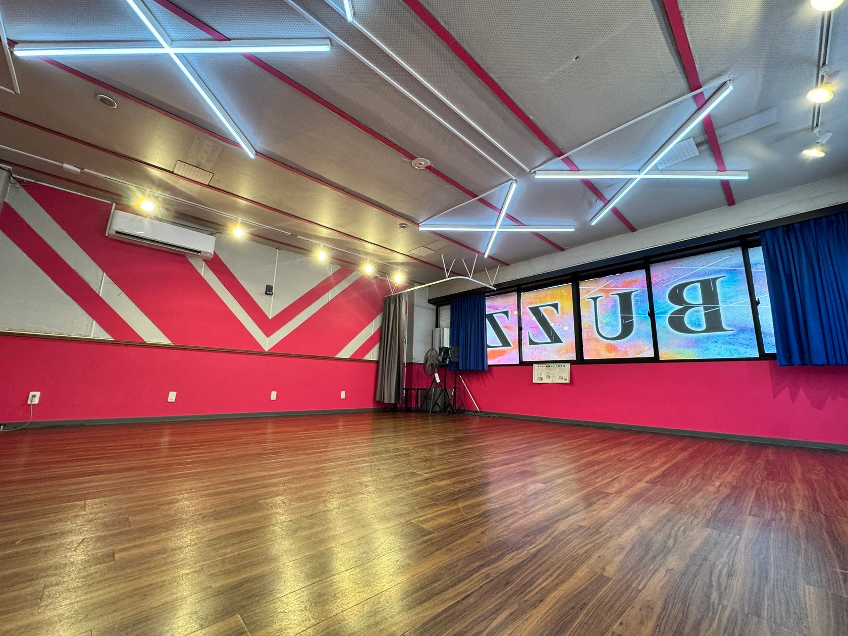 【BUZZ福岡博多】Aスタジオの写真3