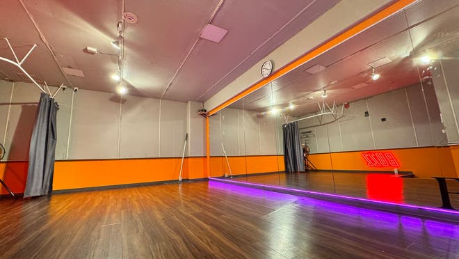 【BUZZ福岡博多】Bスタジオの写真4