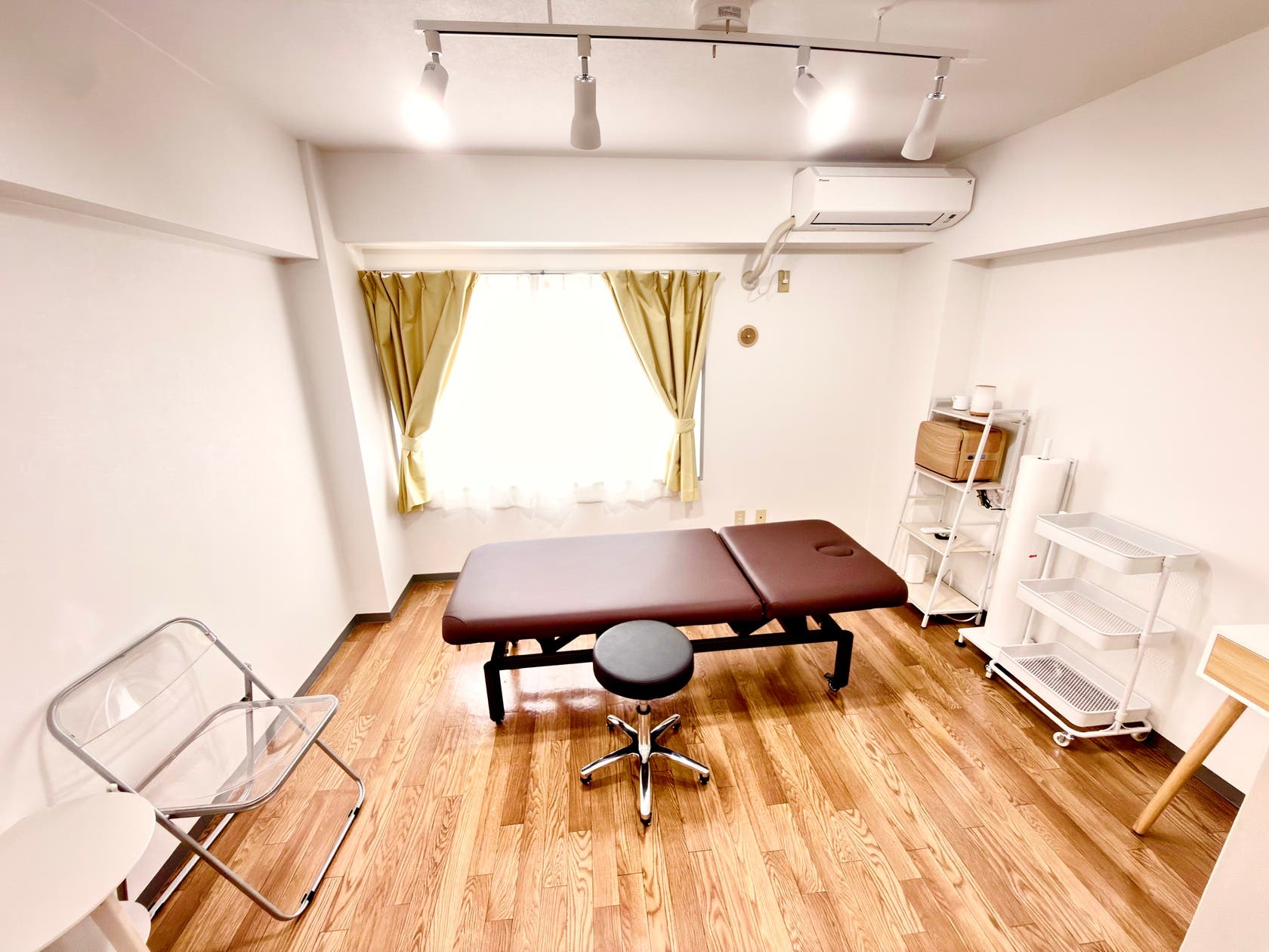 オープン割🉐【JR吉祥寺駅２分】約25平米｜施術ベッド3台完備｜毎日清掃🧹 【プレオープン記念】特別価格で案内中！の写真3
