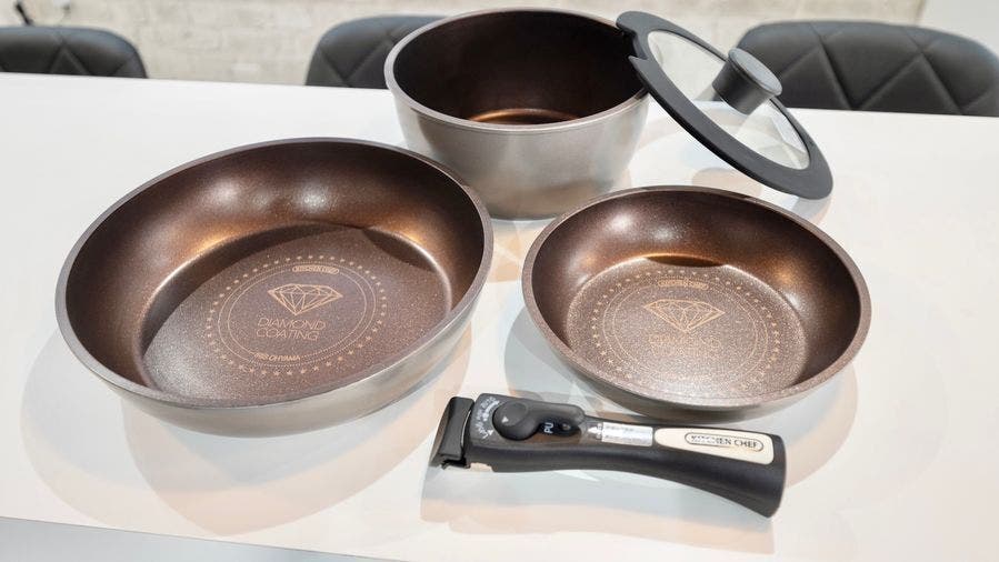 【大阪駅/東梅田すぐ】最大30名🎉バーの雰囲気🦋ワンフロアの貸切空間✨120㌅巨大スクリーン🎥飲食持込🆗／Table8の写真26