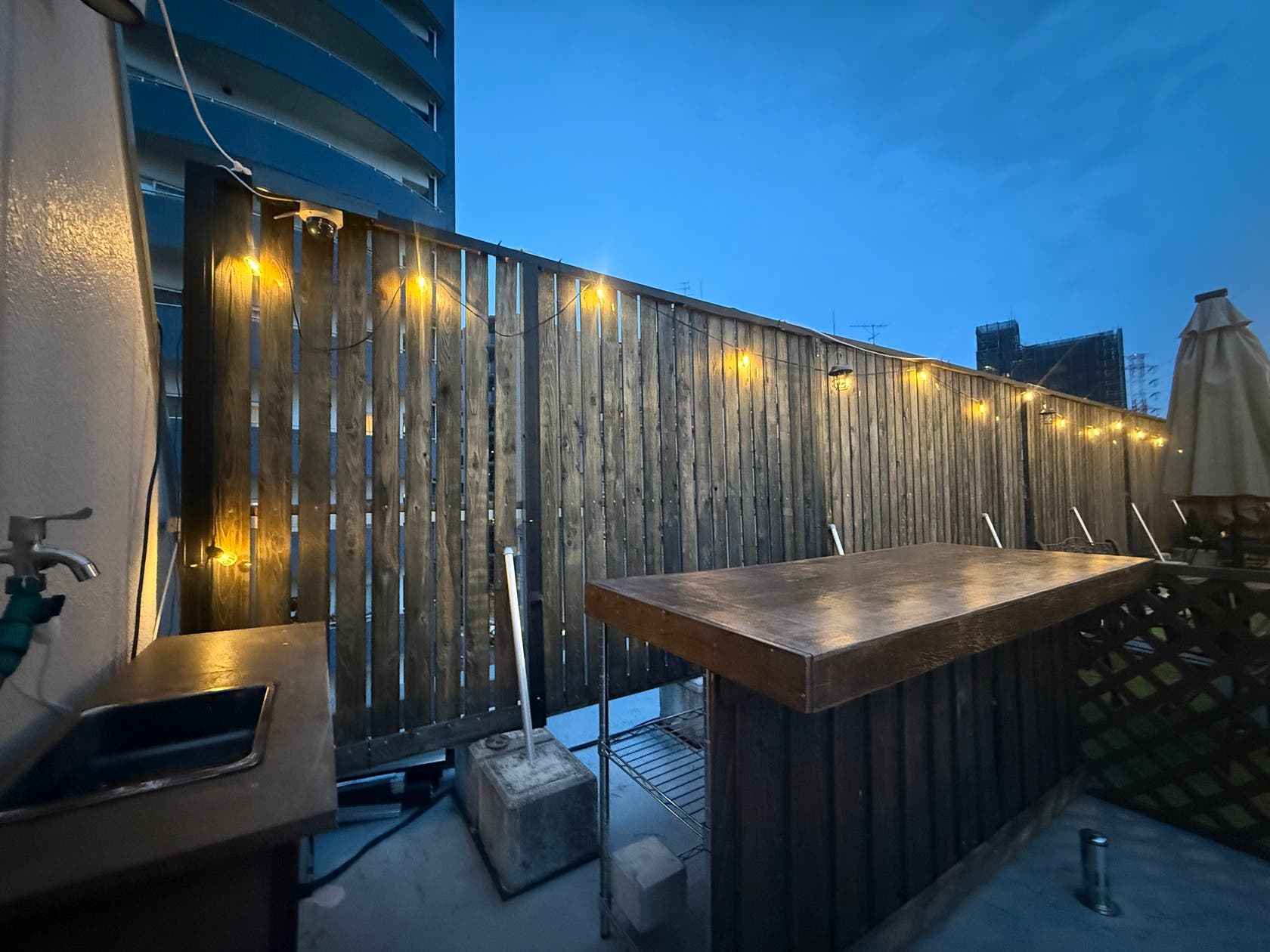 八丁畷駅徒歩1分でBBQ🍖ベストシーズン到来👍大満足6時間プランが人気💯ミスト＆扇風機で快適👌春休み＆GW予約受付中‼️の写真6