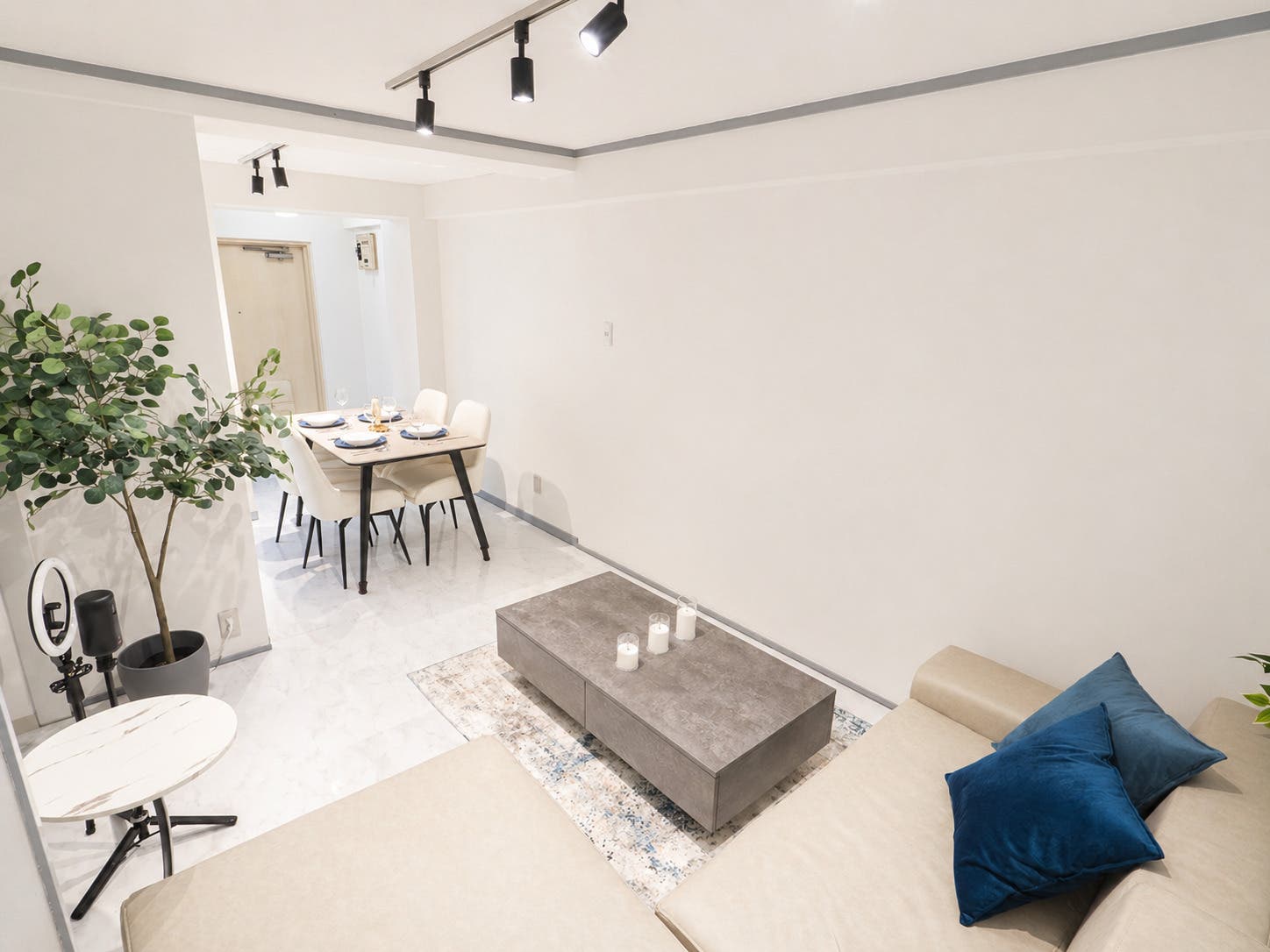 【新大久保駅 徒歩5分】女子会・推し活◎デート・誕生日会✨飲み会・歓送迎会🌟大画面プロジェクター・映画鑑賞🎥コスプレ撮影📷の写真6