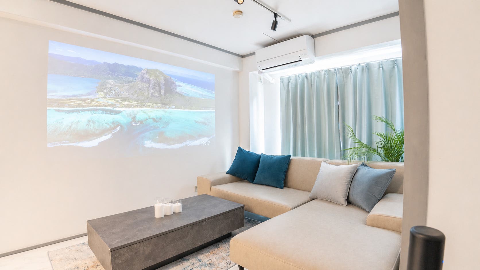 【新大久保駅 徒歩5分】女子会・推し活◎デート・誕生日会✨飲み会・歓送迎会🌟大画面プロジェクター・映画鑑賞🎥コスプレ撮影📷の写真8