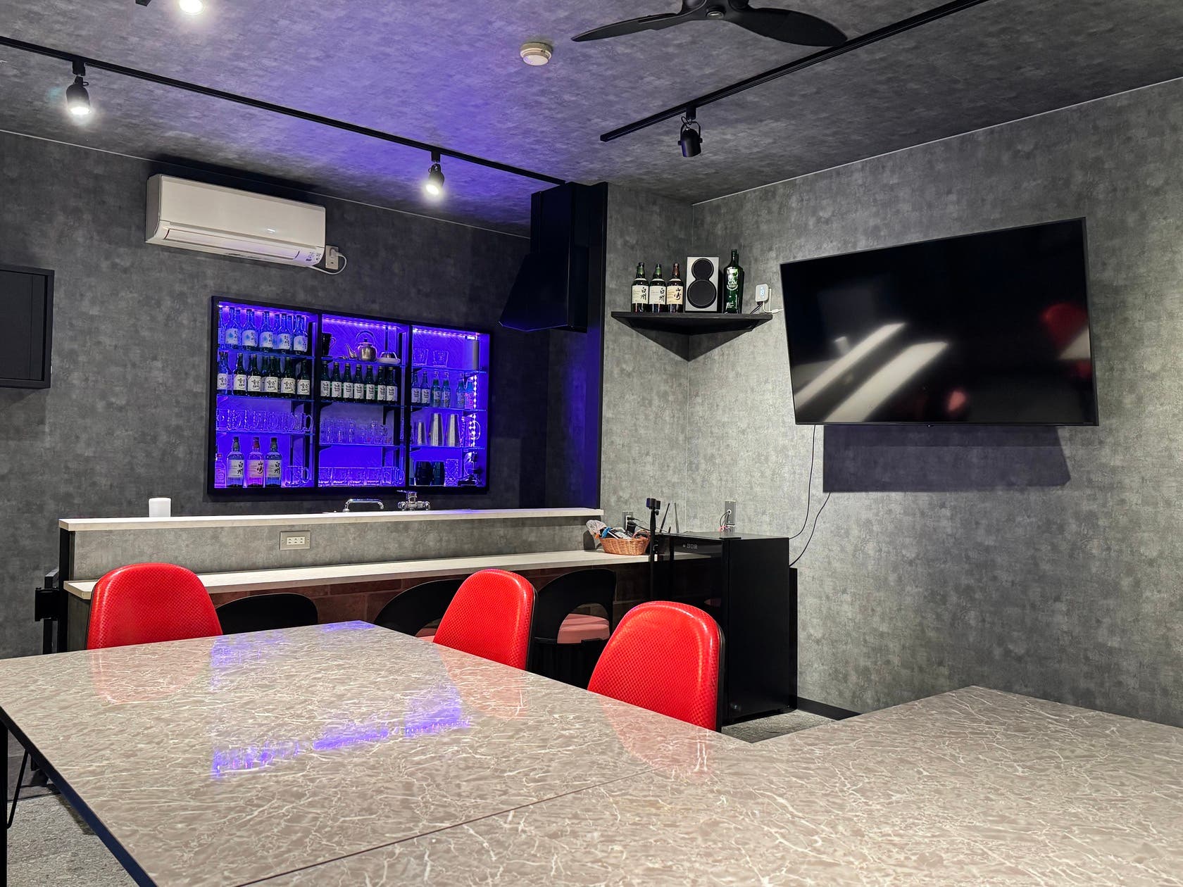 【パーティルーム】＊大人な雰囲気　＊BAR　＊女子会　＊オフ会　＊推し活　＊歓送迎会　＊松本市　＊ライブビューイングの写真2