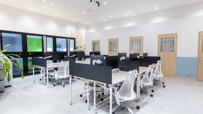 大人気ショッピングモールにあるコワーキングスペースの写真2