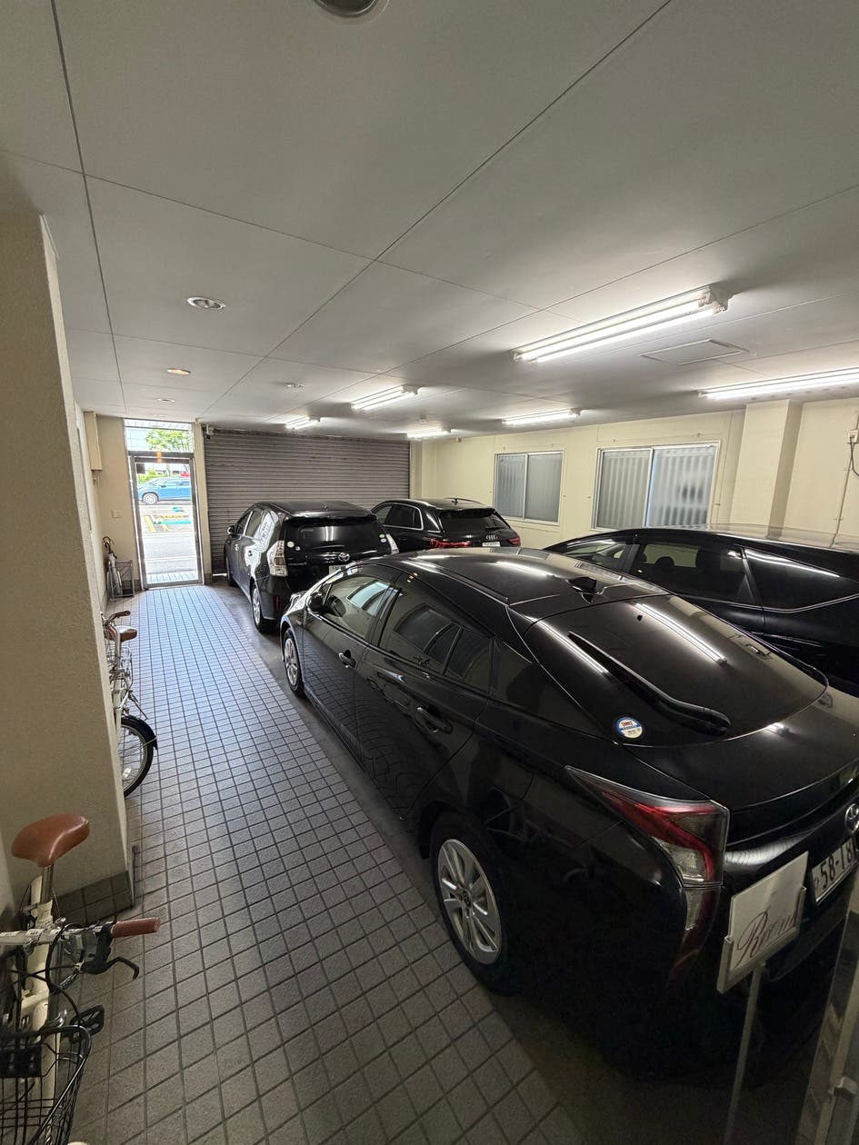 心斎橋から徒歩10分の路面１Fの好立地の写真2