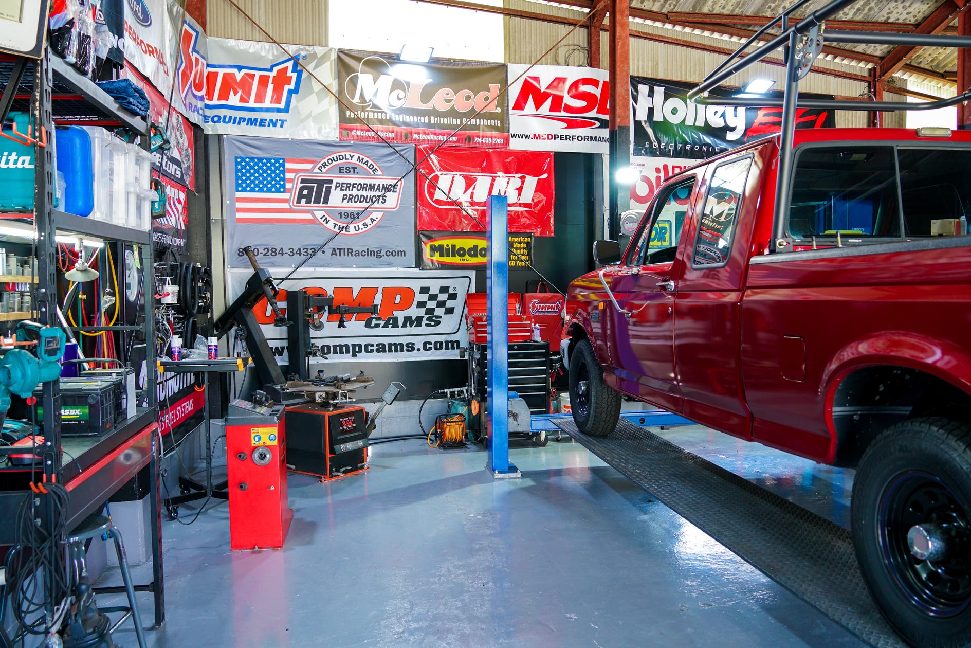 郊外にあるSHOPをまるごと撮影スタジオに！アメリカ、西海岸スタイルのスタジオとしてご利用下さい！アメリカ車レンタルOK！の写真17