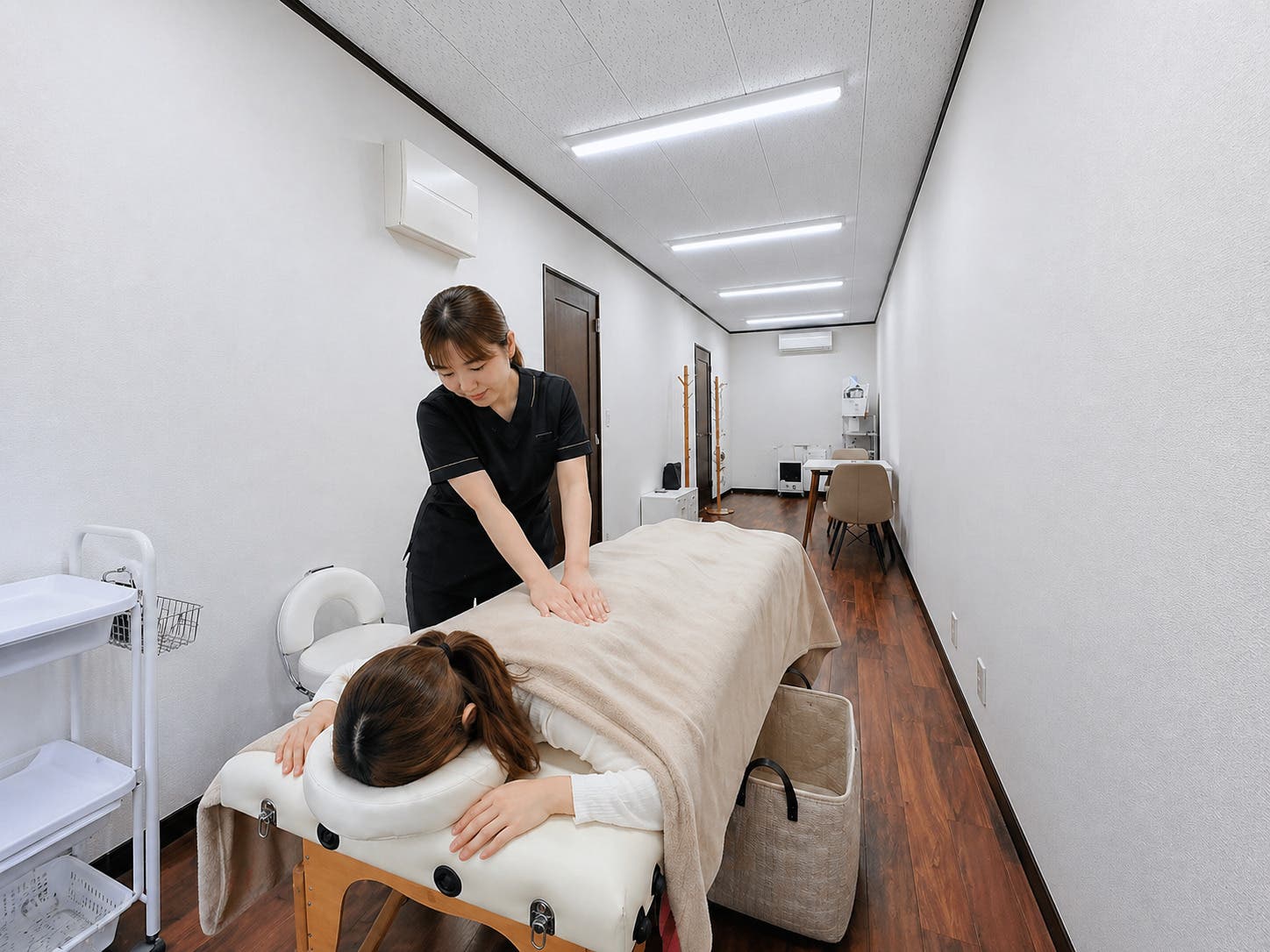 🎉【人形町6分/茅場町5分】🎉完全個室｜エステ・整体に最適｜備品無料でそのまま施術OK｜副業・練習歓迎の写真2