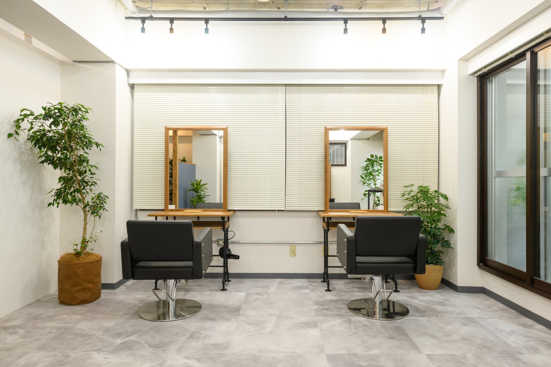 恵比寿駅【徒歩4分】フリーランス【スタイリスト【ネイリスト】【アイリスト】さん募集中！!　＊前日までに事前面談必須になります。の写真5