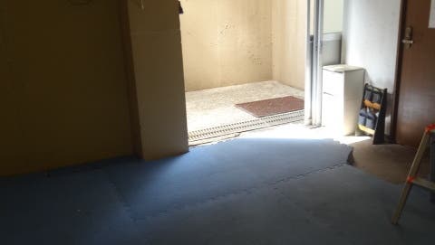 半地下の作業スペースや倉庫の写真6