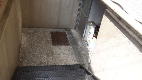 半地下の作業スペースや倉庫の写真8