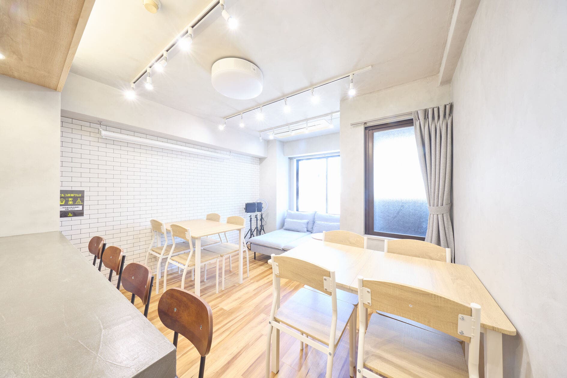 【改装】リノスペキッチン六本木俳優座🍳レンタルキッチン｜料理・ホームパーティー・デート・プロジェクター・女子会/駅近・格安の写真1