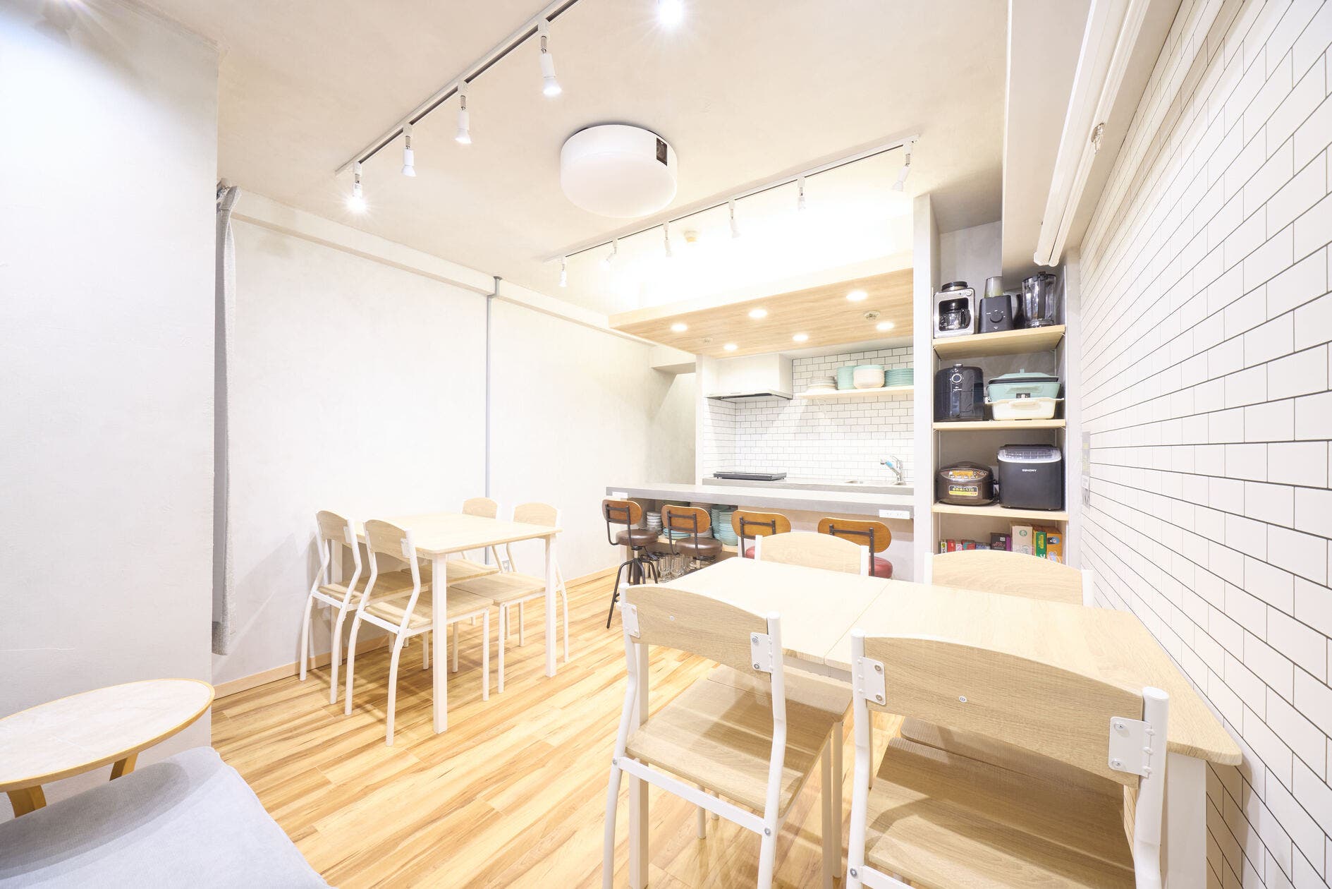 【改装】リノスペキッチン六本木俳優座🍳レンタルキッチン｜料理・ホームパーティー・デート・プロジェクター・女子会/駅近・格安の写真2