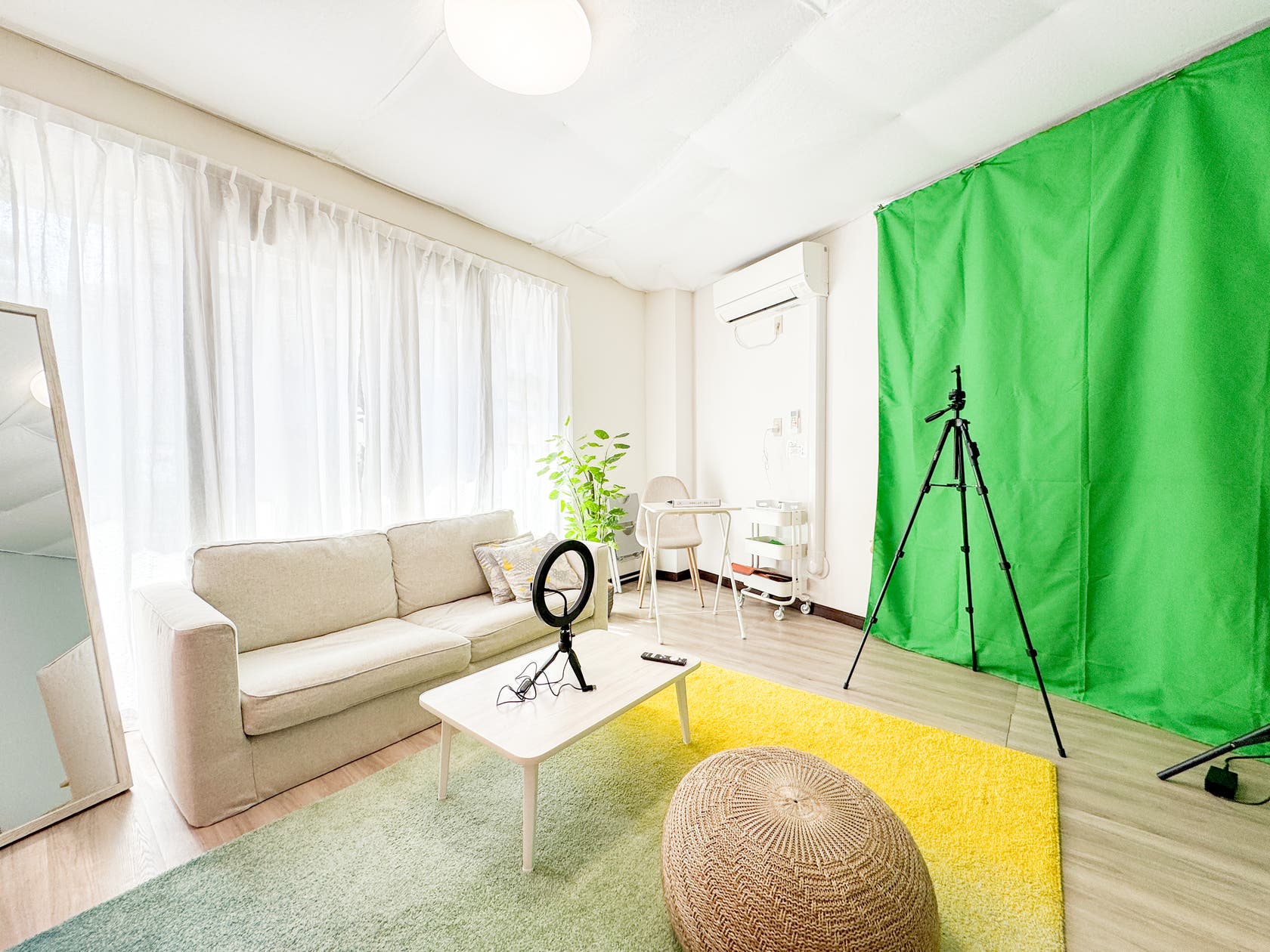 自然光たっぷり多目的スペース☀️大きな窓で明るい｜撮影・会議・ママ会に｜JR小岩駅6分の写真4