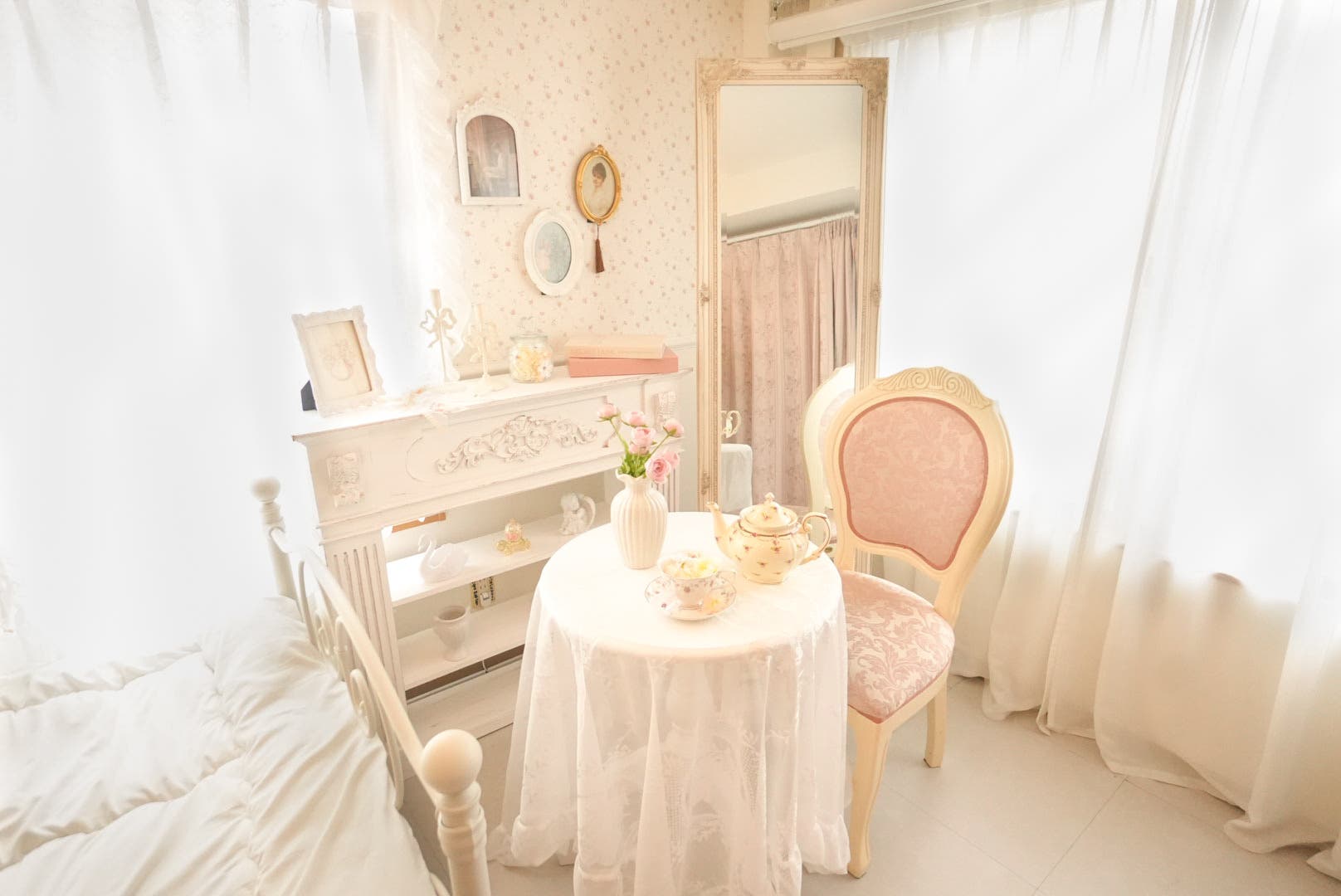 大宮駅5分｜ガーリーな可愛い空間で撮影に最適🤎写真映え抜群のフォトスタジオ🎀の写真2