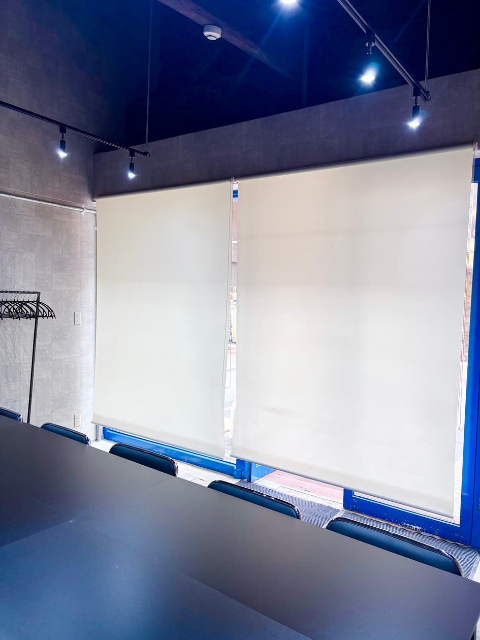 岡山駅西口徒歩5分｜75インチモニター｜最大12名｜レンタル会議室の写真6