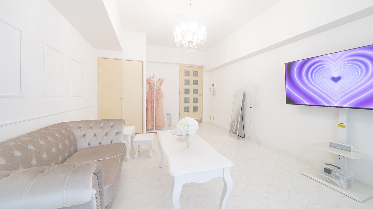     🎀町田駅2分｜推し活・生誕祭にぴったりな白いお部屋の写真23