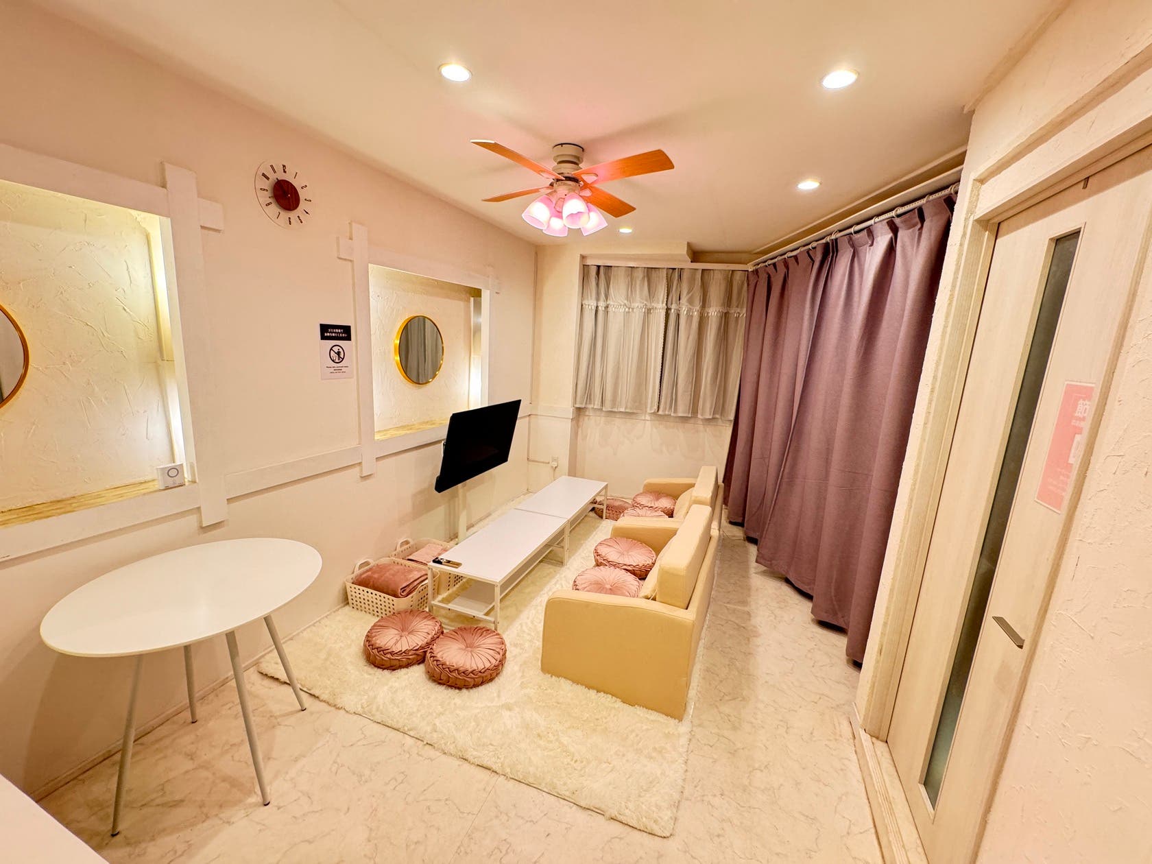 24時間予約可能！シャワールーム・大判ブランケット完備　エステベッド/IH/ホットプレート/調理器具/食器/カトラリー無料の写真1