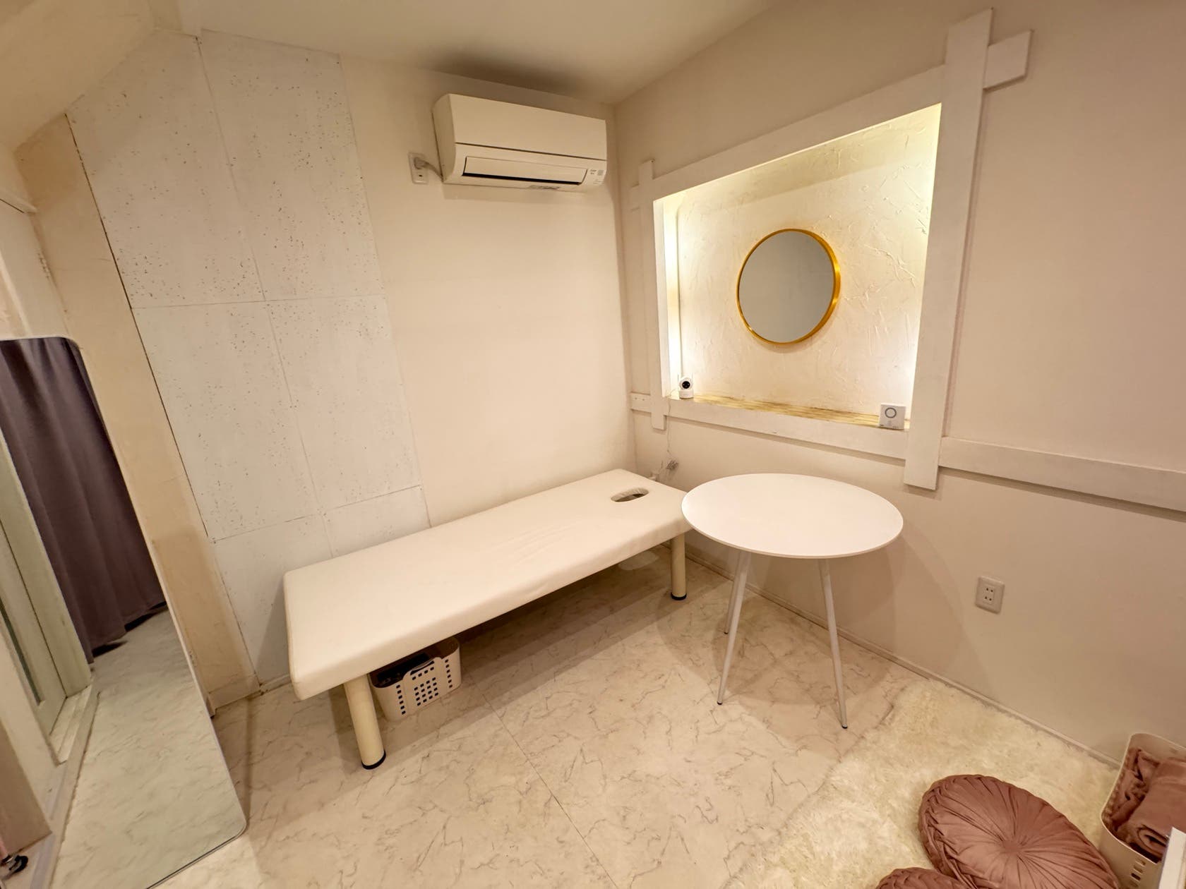 24時間予約可能！シャワールーム・大判ブランケット完備　エステベッド/IH/ホットプレート/調理器具/食器/カトラリー無料の写真5