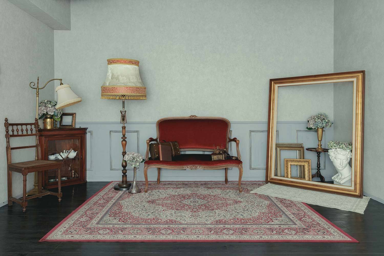 【新宿区】自然光差し込むアンティーク調スタジオ｜季節限定🪻あじさい装飾｜駅徒歩4分｜広告・アパレル・作品撮り・コスプレ📸の写真3