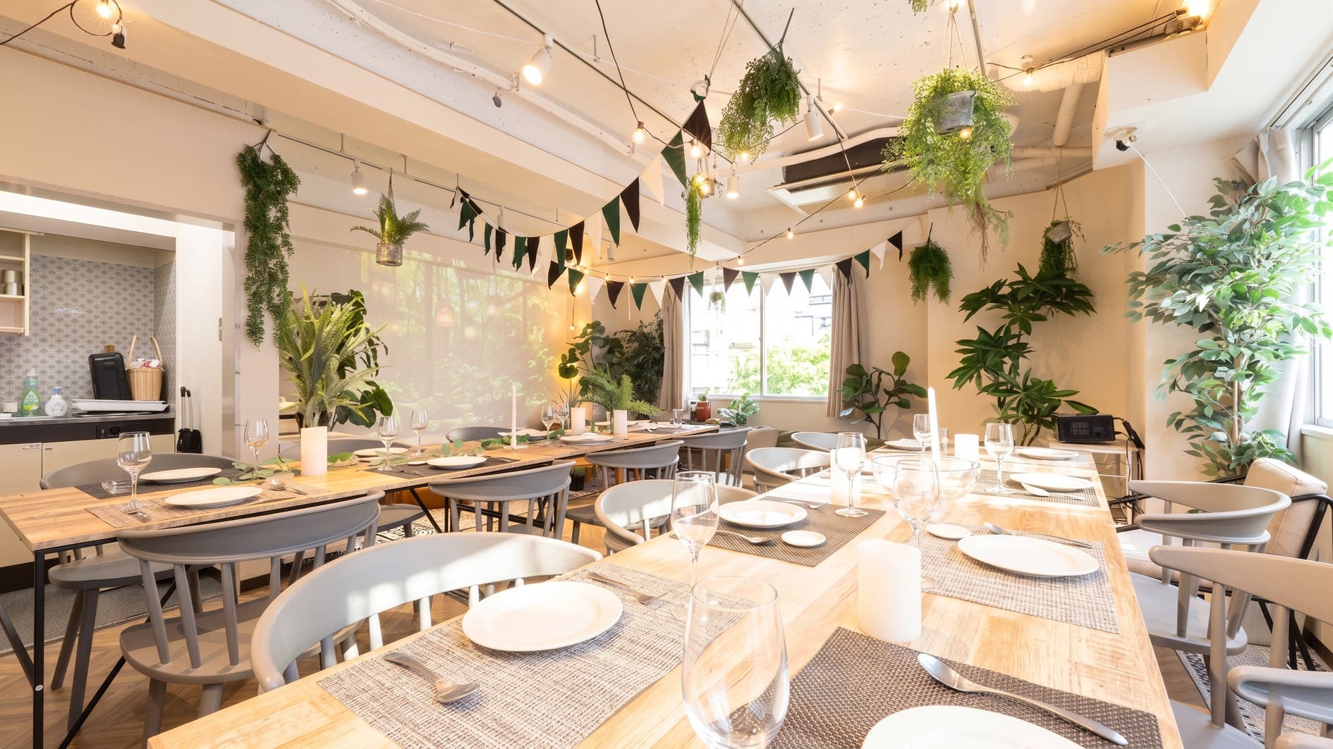 #グラピンGoburin【秋葉原駅/千代田区】駅4分🥳女子会・推し活・撮影📷24H・飲み会🥂ケータリング🎉歓送迎会の写真1