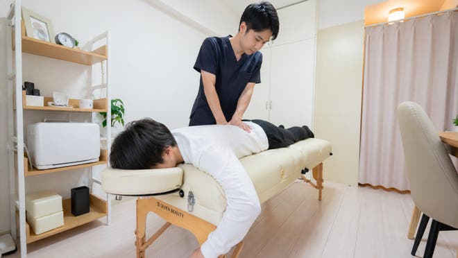 【✨OPEN記念15%OFF✨】三鷹駅3分|施術がしやすい完全個室サロン🌿無料備品30種類以上の写真2