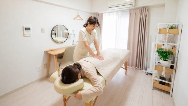 【✨OPEN記念15%OFF✨】三鷹駅3分|施術がしやすい完全個室サロン🌿無料備品30種類以上の写真1