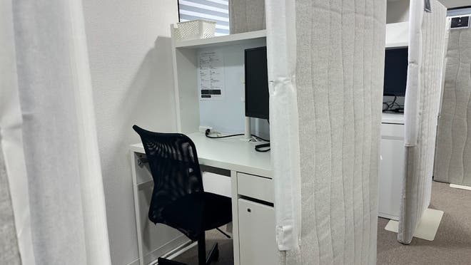 OPEN記念価格!半個室型コワーキングスペースと大型ルーフバルコニー。 集中とリフレッシュを両立するワーク空間。Room7の写真7