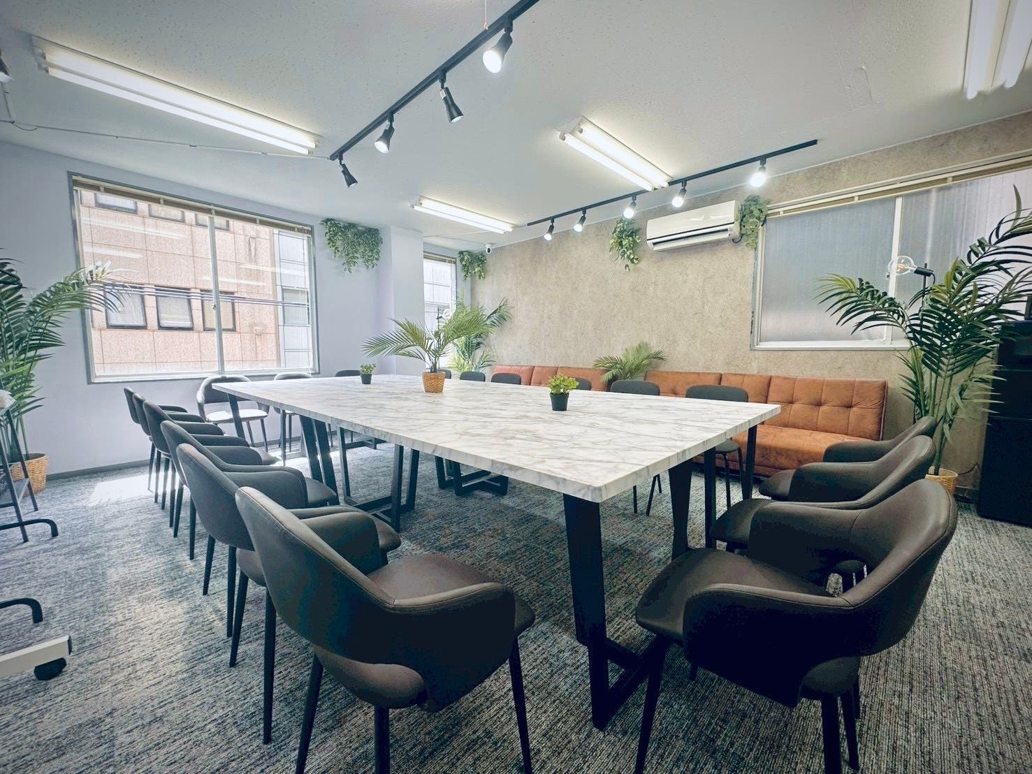 NEW【八丁堀駅2分！宝町駅3分！】最大24名着席/無料Wifi/会議・撮影・女子会・ボドゲ・パーティ・商談等！飲食🍺🍷可！の写真10