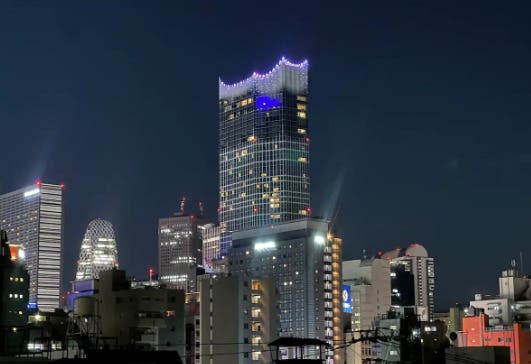 東新宿駅徒歩1分の好立地。丸ごと貸し切りでご利用いただけ、広々としたバルコニーからはミリオンドール夜景を一望可能！の写真10