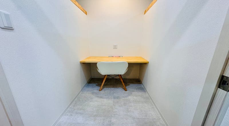 藤が丘駅徒歩1分！1名個室✨集中作業・Web会議・オンライン面接・もくもく作業に最適🍔🥤飲食持ち込みOK！
