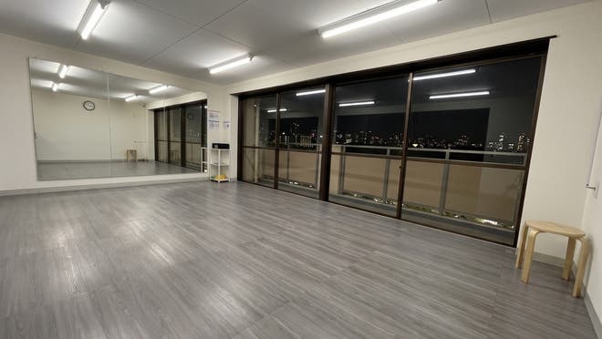 スタジオDancers名古屋今池Bスタジオ 当日予約可能!ダンスの個人練習やレッスンの開催に最適な多目的スペースですの写真1