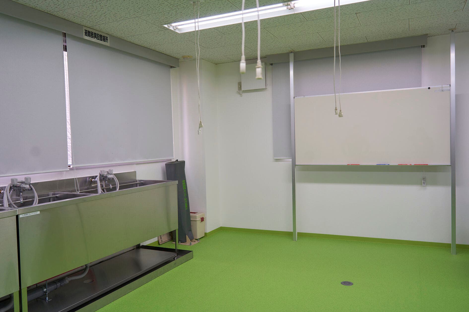 大阪北区でトリミング・シャンプー・セミナーなどに使える多用途レンタルスペース♪1時間から利用OK☆の写真3
