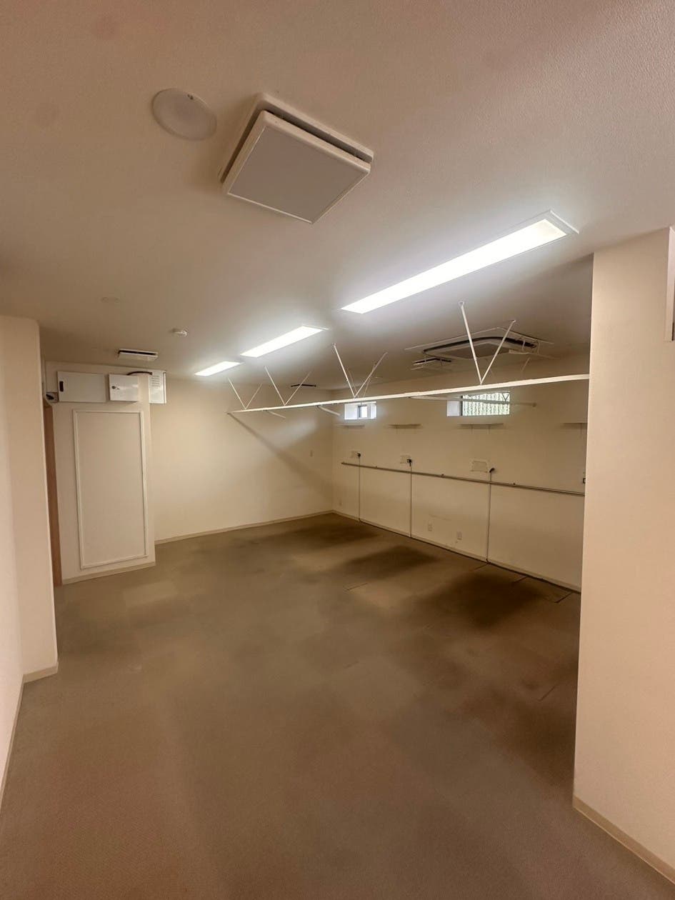 上賀茂神社すぐ｜元整骨院の路面テナント｜施術・教室・ワークショップに最適な静かな空間の写真3