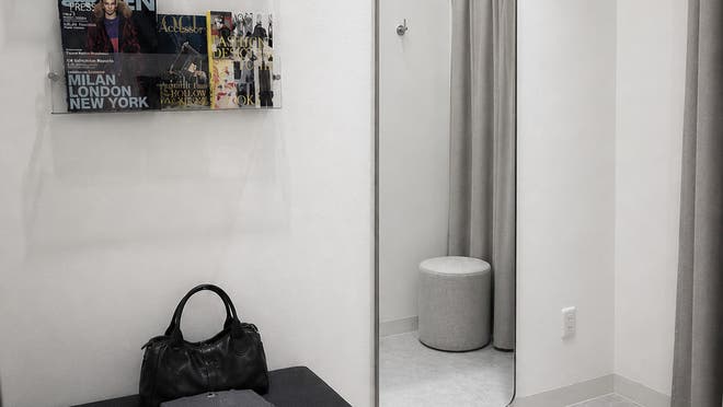 MAGNETPLACE難波|什器付きで展示会・POPUP・撮影に使える貸切空間の写真3