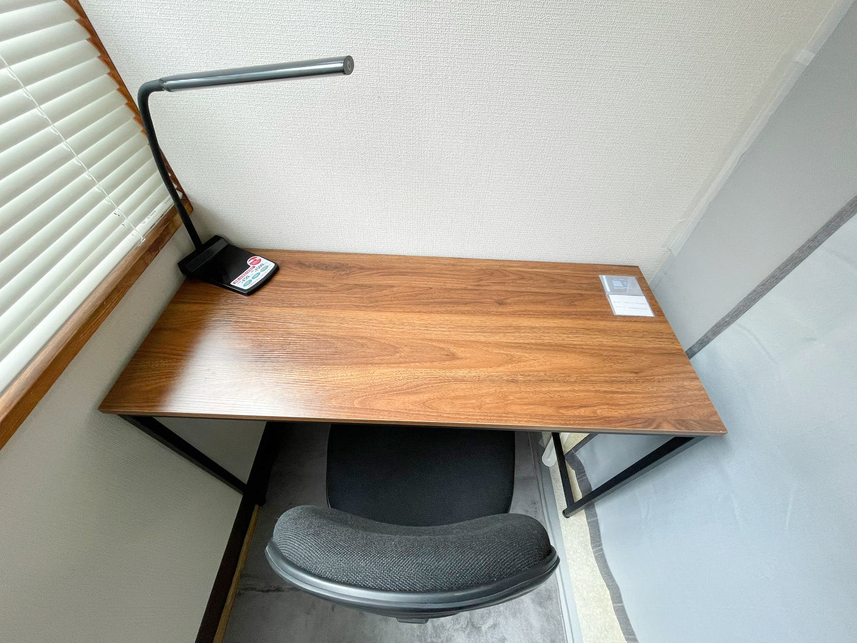 【福山駅近】静かに集中できる半個室ブース｜1名専用｜勉強・作業・読書にの写真2