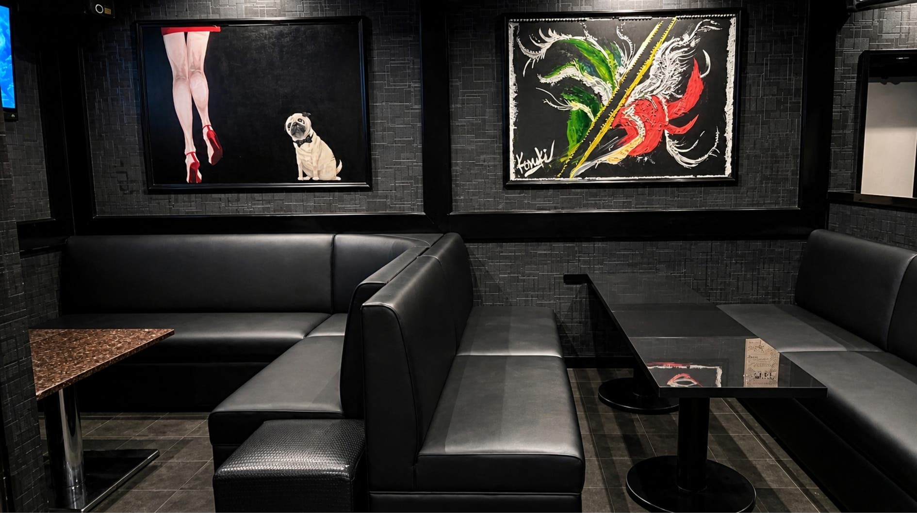 BAR完全貸切/セルフ飲み放題880円/カラオケ・ダーツ無料/結婚式２次会/誕生日会/Bar TK 心斎橋の写真3