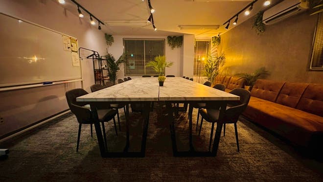 NEW【八丁堀駅2分!宝町駅3分!】最大24名着席/無料Wifi/会議・撮影・女子会・ボドゲ・パーティ・商談等!飲食🍺🍷可!の写真12