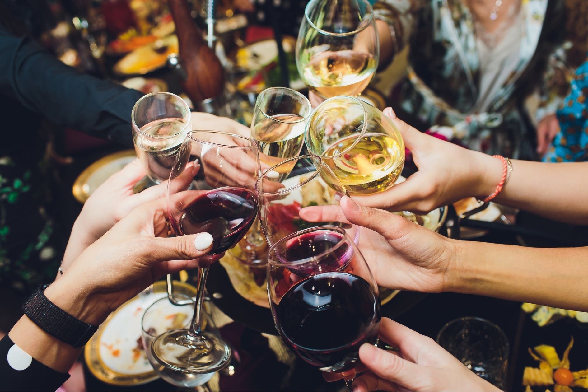 BAR完全貸切/セルフ飲み放題880円/カラオケ・ダーツ無料/結婚式２次会/誕生日会/Bar TK 心斎橋の写真11