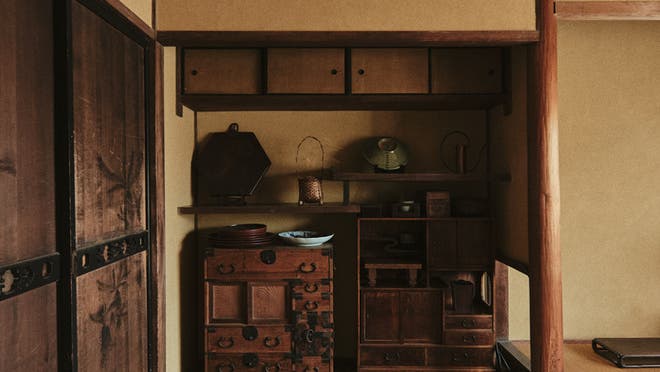 アンティーク空間と家具・自然光差し込む10部屋・1棟貸しで撮影可能・スタッフの撮影補助あり。写真・動画(オプション)別料金。の写真4