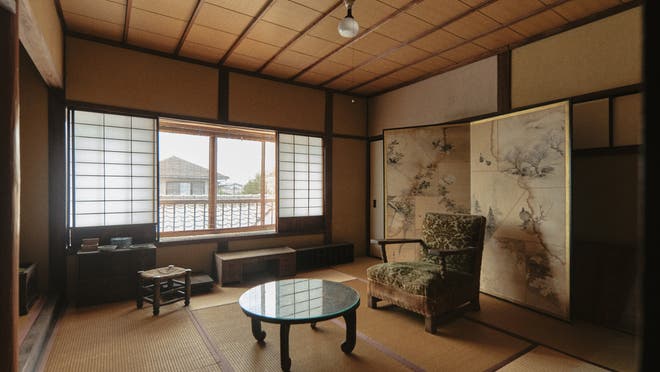 アンティーク空間と家具・自然光差し込む10部屋・1棟貸しで撮影可能・スタッフの撮影補助あり。写真・動画(オプション)別料金。の写真12