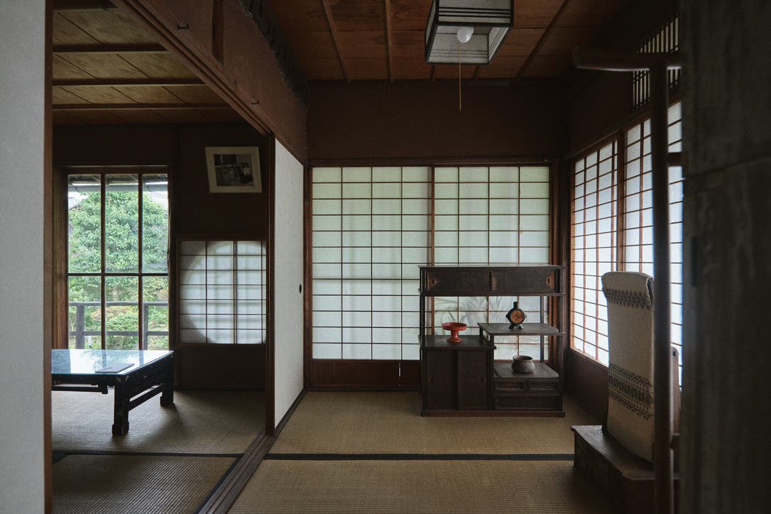 アンティーク空間と家具・自然光差し込む10部屋・1棟貸しで撮影可能・スタッフの撮影補助あり。写真・動画(オプション)別料金。の写真14