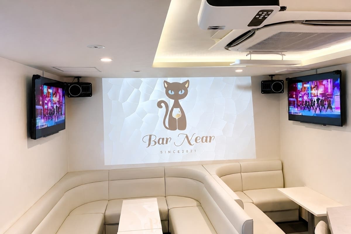 BAR完全貸切/セルフ飲み放題880円/カラオケ・ダーツ無料/心斎橋駅近/結婚式２次会/Bar Near 心斎橋の写真3