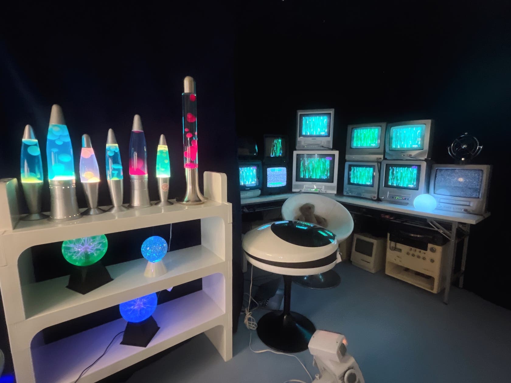 平成/SF/ブラウン管/遊園地/スペースエイジ/白壁/商店街/コスプレ/MV/前撮り/かわいい/ペット可/商店街/蒲田駅徒歩2分の写真18