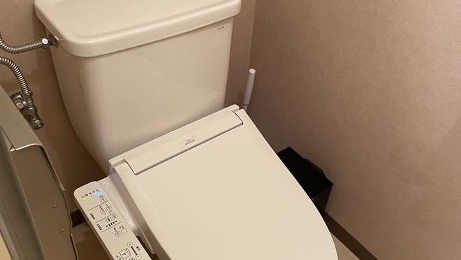 【Ast】飯田橋徒歩4分 清潔で快適、壁一面鏡張り、24時間OK、電子ピアノ、最適な音響。楽器・歌の練習、レッスン、撮影等の写真5